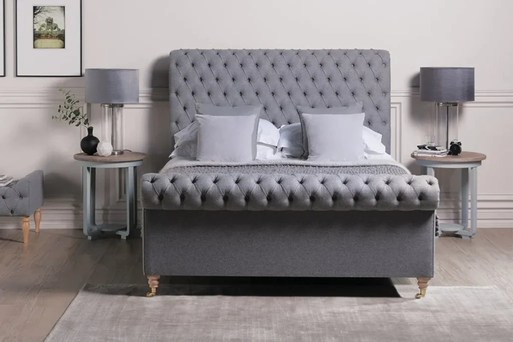 Chesterfield bed S - John Ryan By Design